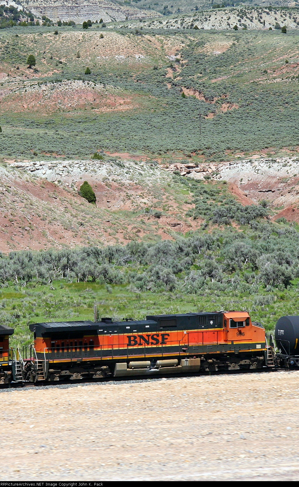 BNSF 966